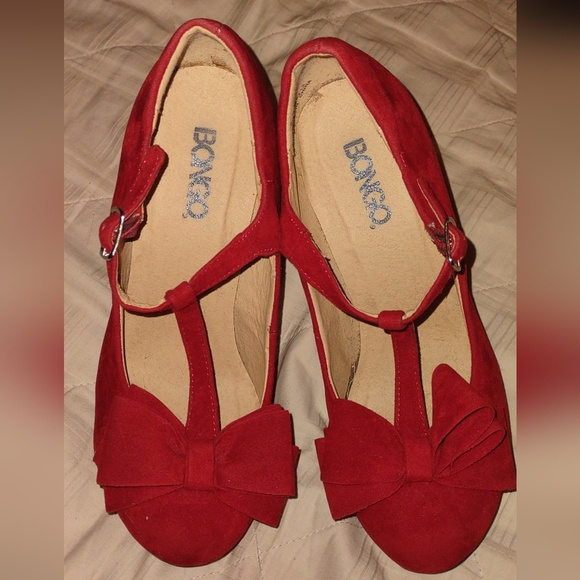 BONGO | Shoes | Bongo Red Velvet T Strap Heels With Bow | Poshmark